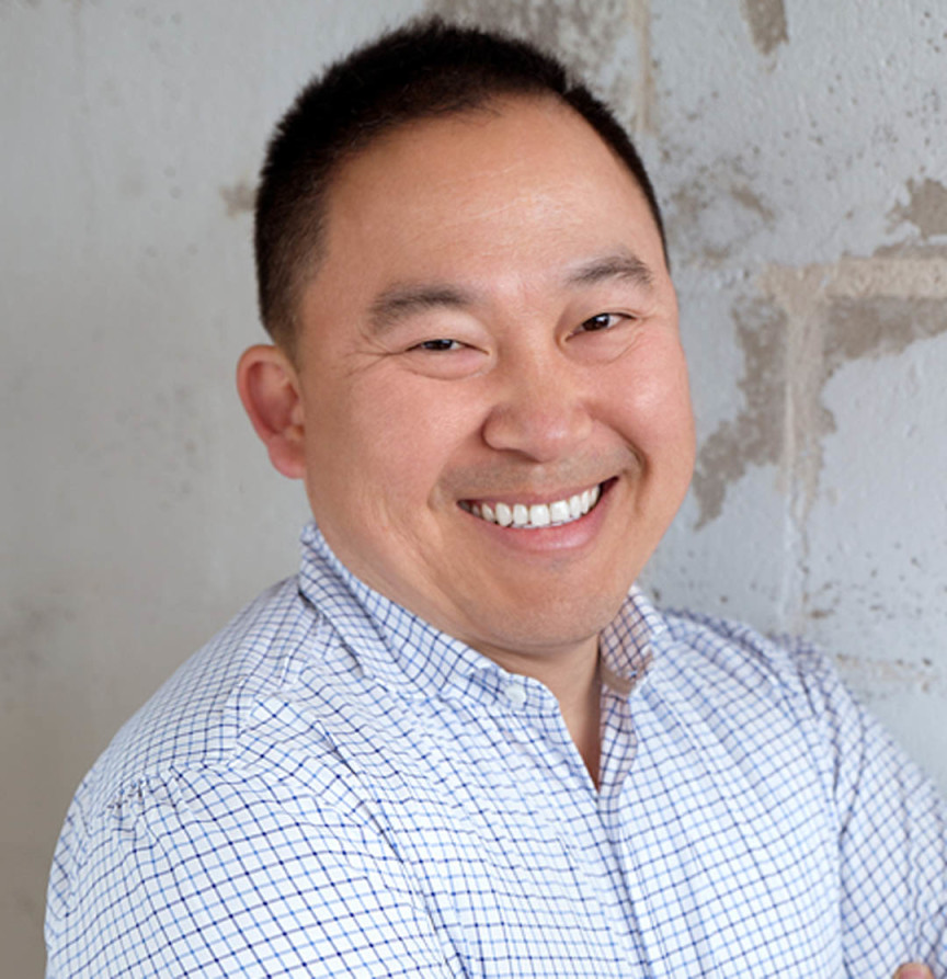 CHRIS CHEUNG LAUNCHES OVERHAULED HARBOURSIDE BAR - PubTIC