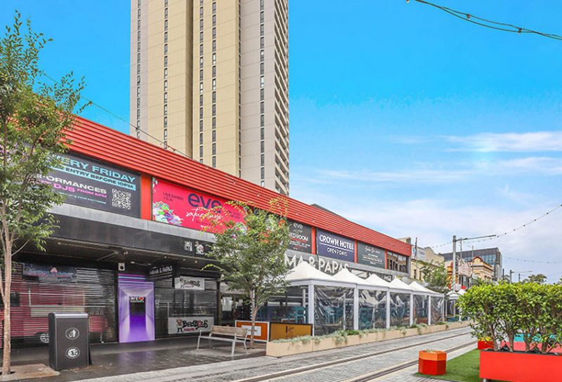 CROWN HOTEL PLAY UP ON RECEIVER SALE - PubTIC