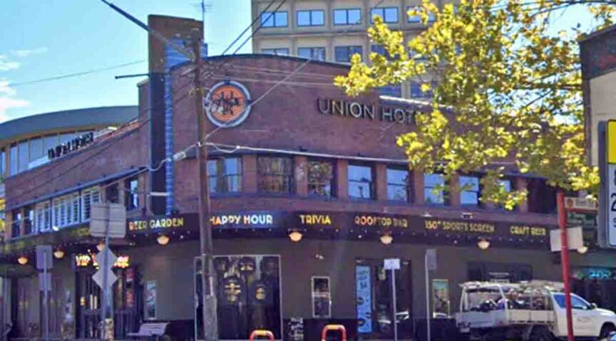 UNION WORKS SIGN DEAL WITH COUNCIL - PubTIC