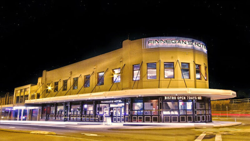 VETERAN NOVOCASTRIANS SNAP UP FINNEGAN’S - PubTIC