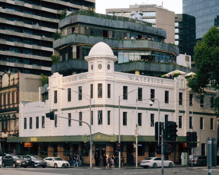 CENTRAL MELBOURNE CELEBRATES THE RETURN OF THE WATERSIDE - PubTIC