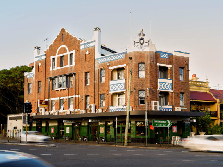 CAPTAIN COOK HOTEL RETURNS WITH COMMUNITY-FIRST MODEL - PubTIC