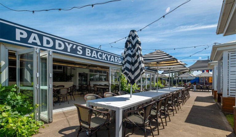 IMG BACK IN BATHURST WITH PADDY’S - PubTIC